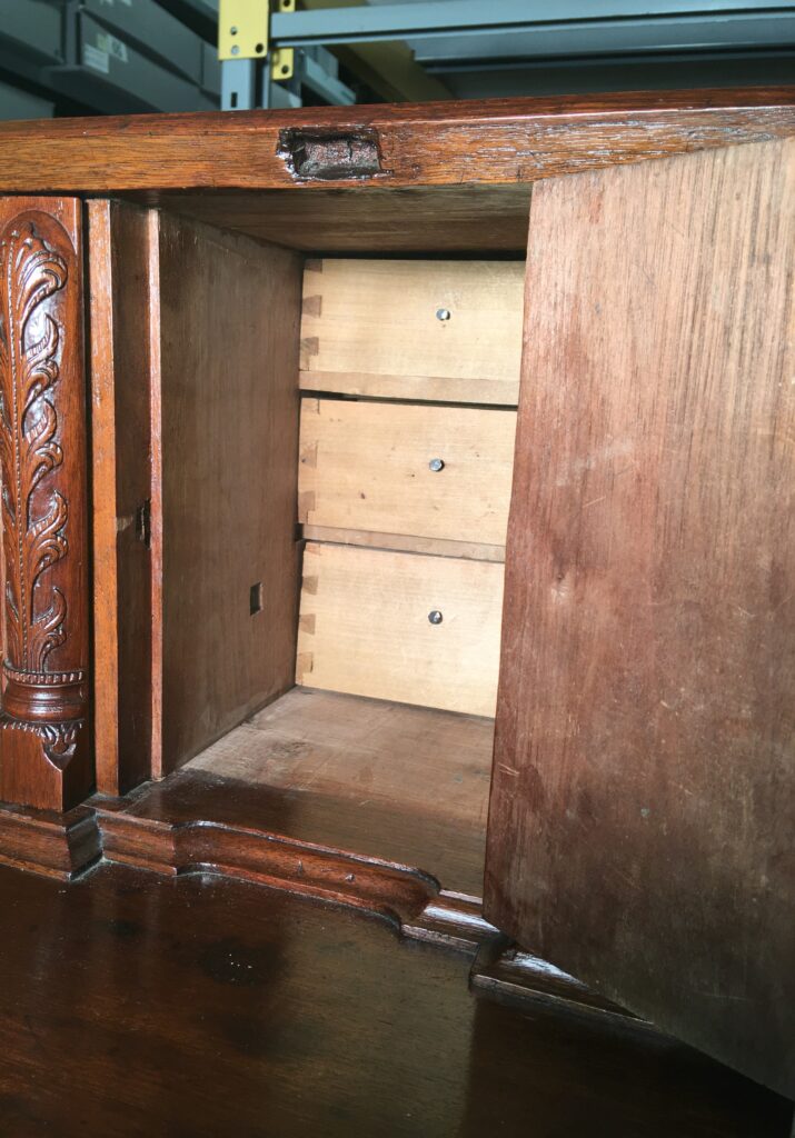 The Case of the Secret Compartment - LancasterHistory